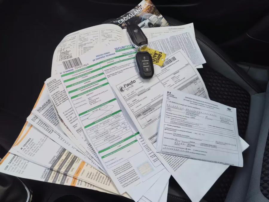Opel Crossland X 2018 in Jelgava, with an engine capacity of 1.20 L and mileage of 134 thousand km for 10490 €, photo 12 on AUTOMOTO.COM.LV