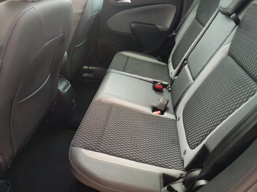 Opel Crossland X 2018 in Jelgava, with an engine capacity of 1.20 L and mileage of 134 thousand km for 10490 €, photo 24 on AUTOMOTO.COM.LV