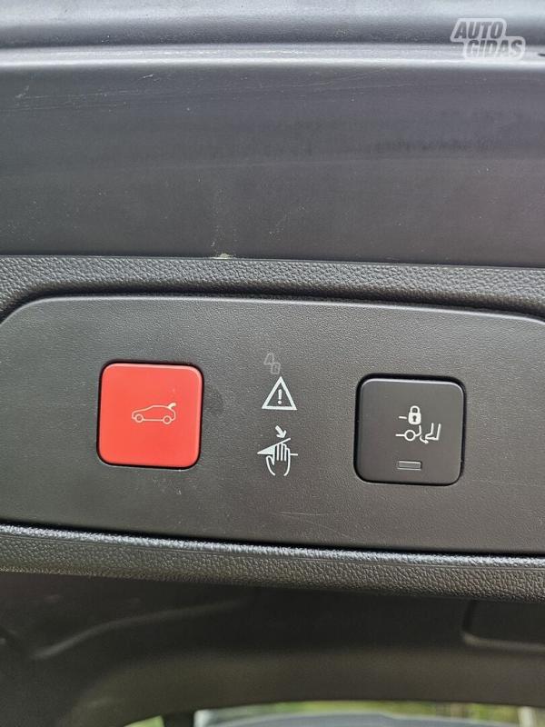 Opel Crossland X 2018 in Visaginas, with an engine capacity of 1.20 L and mileage of 117 thousand km for 9800 €, photo 10 on AUTOMOTO.COM.LV