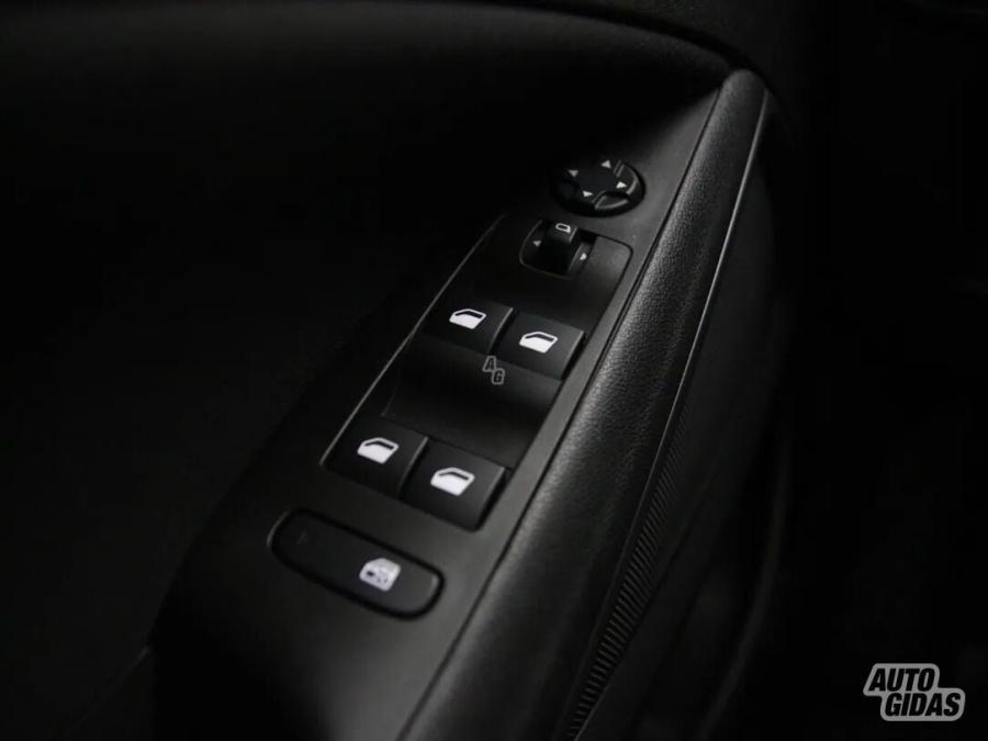 Opel Crossland X 2020 in Vilnius, with an engine capacity of 1.20 L and mileage of 130 thousand km for 9599 €, photo 27 on AUTOMOTO.COM.LV