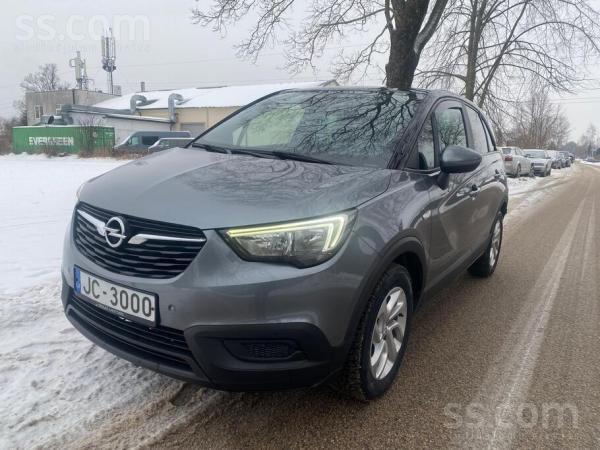 Grey Opel Crossland X 2017 in Riga, with an engine capacity of 1.20 L and mileage of 74 thousand km for 10500 €, photo 1 on AUTOMOTO.COM.LV