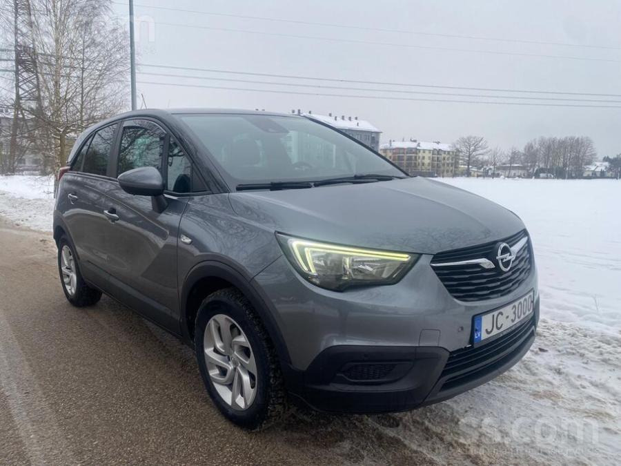 Grey Opel Crossland X 2017 in Riga, with an engine capacity of 1.20 L and mileage of 74 thousand km for 10500 €, photo 2 on AUTOMOTO.COM.LV