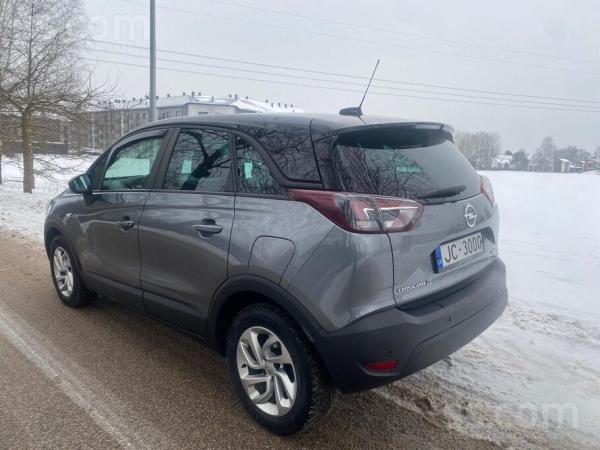 Grey Opel Crossland X 2017 in Riga, with an engine capacity of 1.20 L and mileage of 74 thousand km for 10500 €, photo 3 on AUTOMOTO.COM.LV