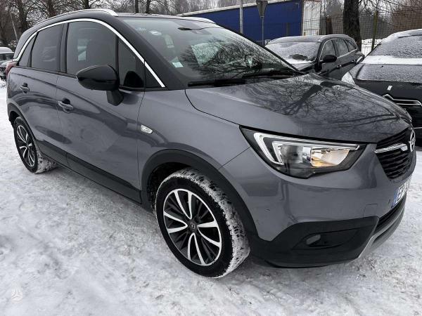 Grey Opel Crossland X 2017 in Taurage, with an engine capacity of 1.20 L and mileage of 75 thousand km for 8000 €, photo 3 on AUTOMOTO.COM.LV