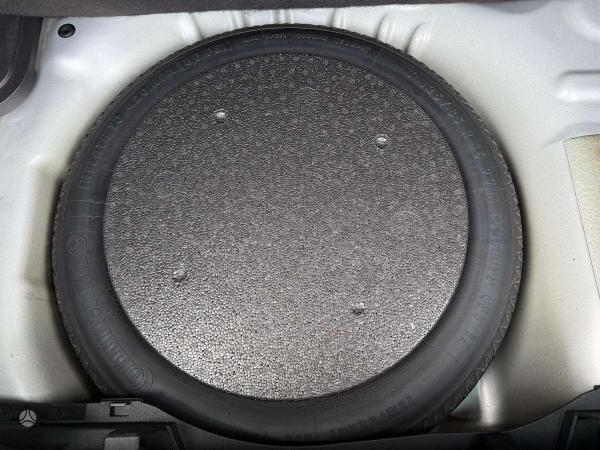 Grey Opel Crossland X 2017 in Taurage, with an engine capacity of 1.20 L and mileage of 95 thousand km for 6500 €, photo 8 on AUTOMOTO.COM.LV