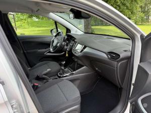 Grey Opel Crossland X 2017 in Taurage, with an engine capacity of 1.20 L and mileage of 95 thousand km for 6500 €, photo 16 on AUTOMOTO.COM.LV