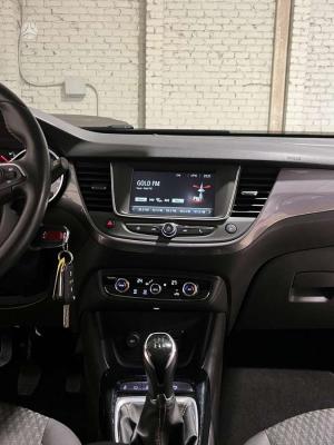 Pelēks Opel Crossland X 2017 Klaipėda, ar dzinēja tilpumu 1.56 L un nobraukumu 133 tūkst. km par 9750 €, foto 21 vietnē AUTOMOTO.COM.LV