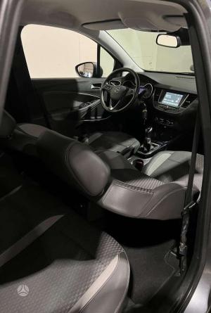 Pelēks Opel Crossland X 2017 Klaipėda, ar dzinēja tilpumu 1.56 L un nobraukumu 133 tūkst. km par 9750 €, foto 22 vietnē AUTOMOTO.COM.LV