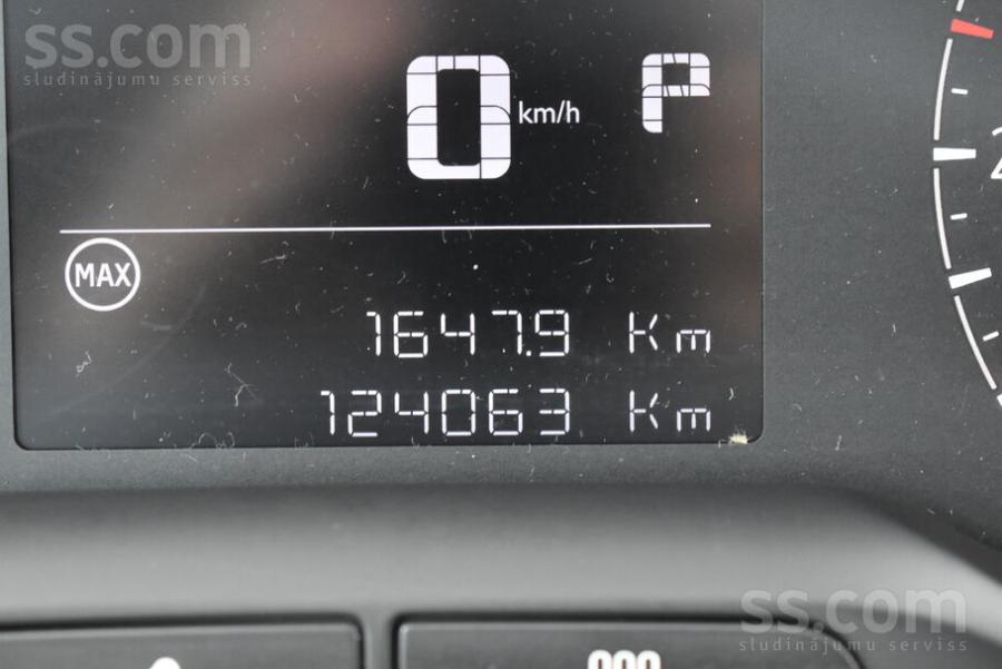 Grey Opel Crossland X 2017 in Kuldiga, with an engine capacity of 1.20 L and mileage of 0 thousand km for 9690 €, photo 16 on AUTOMOTO.COM.LV