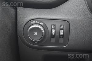 Grey Opel Crossland X 2017 in Kuldiga, with an engine capacity of 1.20 L and mileage of 0 thousand km for 9690 €, photo 19 on AUTOMOTO.COM.LV