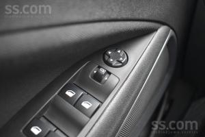 Grey Opel Crossland X 2017 in Kuldiga, with an engine capacity of 1.20 L and mileage of 0 thousand km for 9690 €, photo 20 on AUTOMOTO.COM.LV
