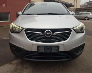 Grey Opel Crossland X 2018 in Siauliai, with an engine capacity of 1.20 L and mileage of 164 thousand km for 7950 €, photo 2 on AUTOMOTO.COM.LV