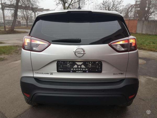 Grey Opel Crossland X 2018 in Siauliai, with an engine capacity of 1.20 L and mileage of 164 thousand km for 7950 €, photo 5 on AUTOMOTO.COM.LV