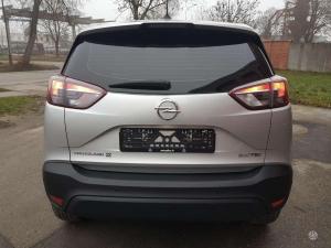 Grey Opel Crossland X 2018 in Siauliai, with an engine capacity of 1.20 L and mileage of 164 thousand km for 7950 €, photo 5 on AUTOMOTO.COM.LV