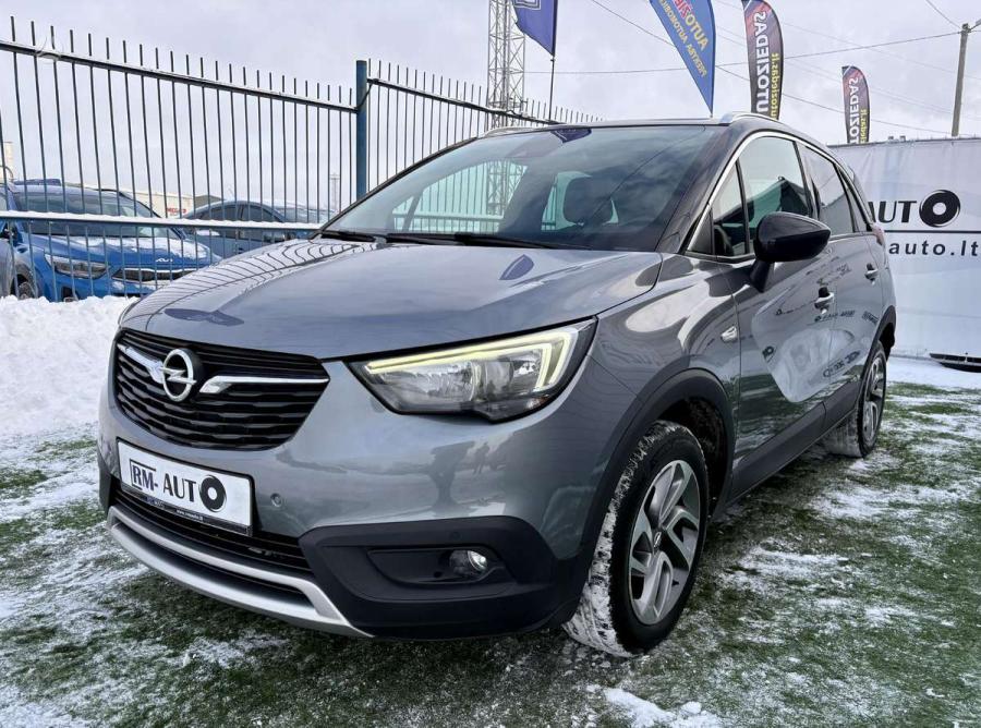Grey Opel Crossland X 2018 in Panevezys, with an engine capacity of 1.20 L and mileage of 146 thousand km for 8300 €, photo 1 on AUTOMOTO.COM.LV