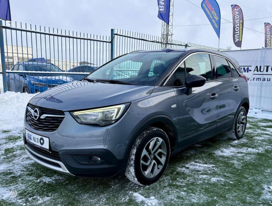 Grey Opel Crossland X 2018 in Panevezys, with an engine capacity of 1.20 L and mileage of 146 thousand km for 8300 €, photo 2 on AUTOMOTO.COM.LV