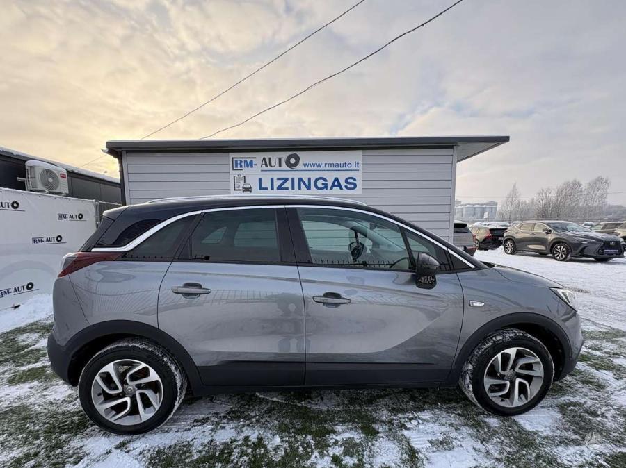Grey Opel Crossland X 2018 in Panevezys, with an engine capacity of 1.20 L and mileage of 146 thousand km for 8300 €, photo 5 on AUTOMOTO.COM.LV