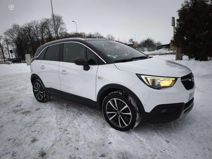 Grey Opel Crossland X 2018 in Taurage, with an engine capacity of 1.20 L and mileage of 117 thousand km for 7800 €, photo 29 on AUTOMOTO.COM.LV