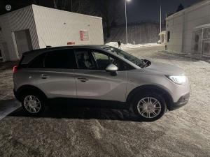 Grey Opel Crossland X 2018 in Kaunas, with an engine capacity of 1.20 L and mileage of 185 thousand km for 5500 €, photo 3 on AUTOMOTO.COM.LV