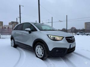 Grey Opel Crossland X 2018 in Kaunas, with an engine capacity of 1.20 L and mileage of 185 thousand km for 5500 €, photo 8 on AUTOMOTO.COM.LV
