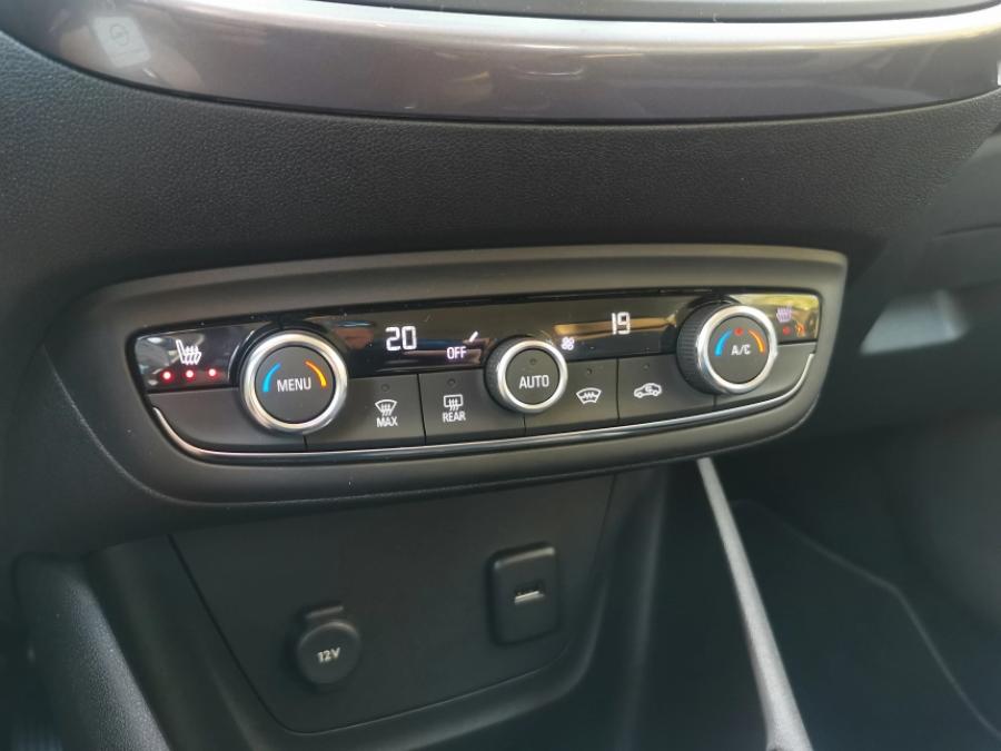 Серый Опель Crossland X 2018 в Рига, объемом двигателя 1.60 л и пробегом 199 тыс. км за 9300 €, фото 13 на AUTOMOTO.COM.LV