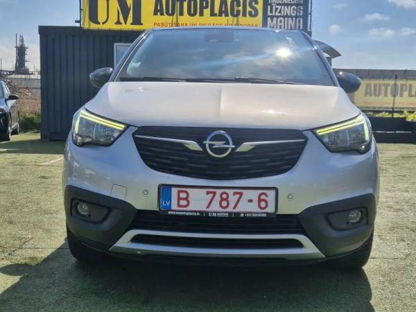 Серый Опель Crossland X 2018 в Лиепая, объемом двигателя 1.20 л и пробегом 120 тыс. км за 9800 €, фото 2 на AUTOMOTO.COM.LV
