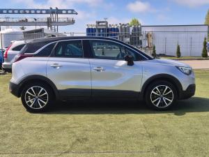 Pelēks Opel Crossland X 2018 Liepāja, ar dzinēja tilpumu 1.20 L un nobraukumu 120 tūkst. km par 9800 €, foto 5 vietnē AUTOMOTO.COM.LV