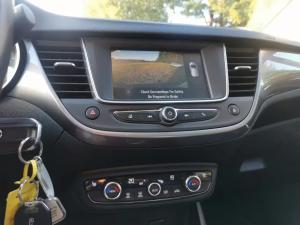 Серый Опель Crossland X 2018 в Кулдига, объемом двигателя 1.60 л и пробегом 199 тыс. км за 9300 €, фото 12 на AUTOMOTO.COM.LV