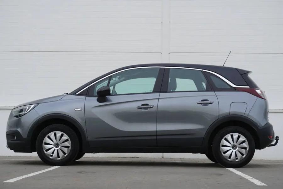 Grey Opel Crossland X 2018 in Riga, with an engine capacity of 1.20 L and mileage of 162 thousand km for 6700 €, photo 7 on AUTOMOTO.COM.LV