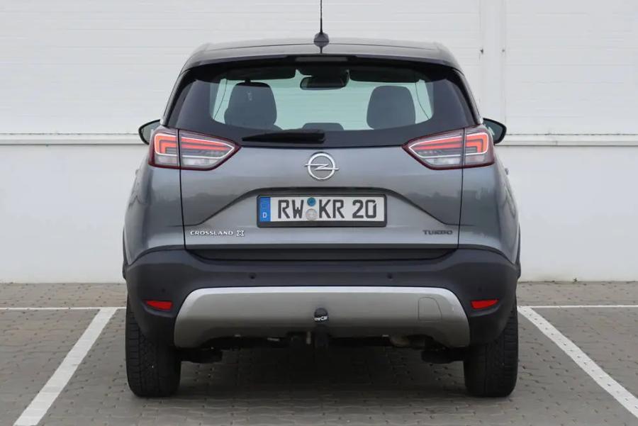 Grey Opel Crossland X 2018 in Riga, with an engine capacity of 1.20 L and mileage of 162 thousand km for 6700 €, photo 10 on AUTOMOTO.COM.LV