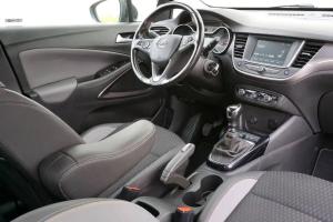 Grey Opel Crossland X 2018 in Riga, with an engine capacity of 1.20 L and mileage of 162 thousand km for 6700 €, photo 17 on AUTOMOTO.COM.LV