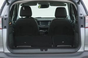 Grey Opel Crossland X 2018 in Riga, with an engine capacity of 1.20 L and mileage of 162 thousand km for 6700 €, photo 29 on AUTOMOTO.COM.LV