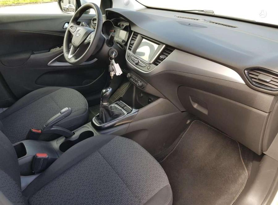 Серый Опель Crossland X 2018 в Шяуляй, объемом двигателя 1.20 л и пробегом 164 тыс. км за 6900 €, фото 8 на AUTOMOTO.COM.LV