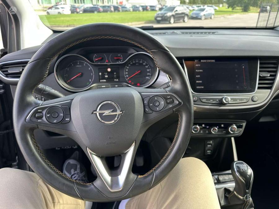 Pelēks Opel Crossland X 2018 Marijampole, ar dzinēja tilpumu 1.20 L un nobraukumu 234 tūkst. km par 7350 €, foto 9 vietnē AUTOMOTO.COM.LV