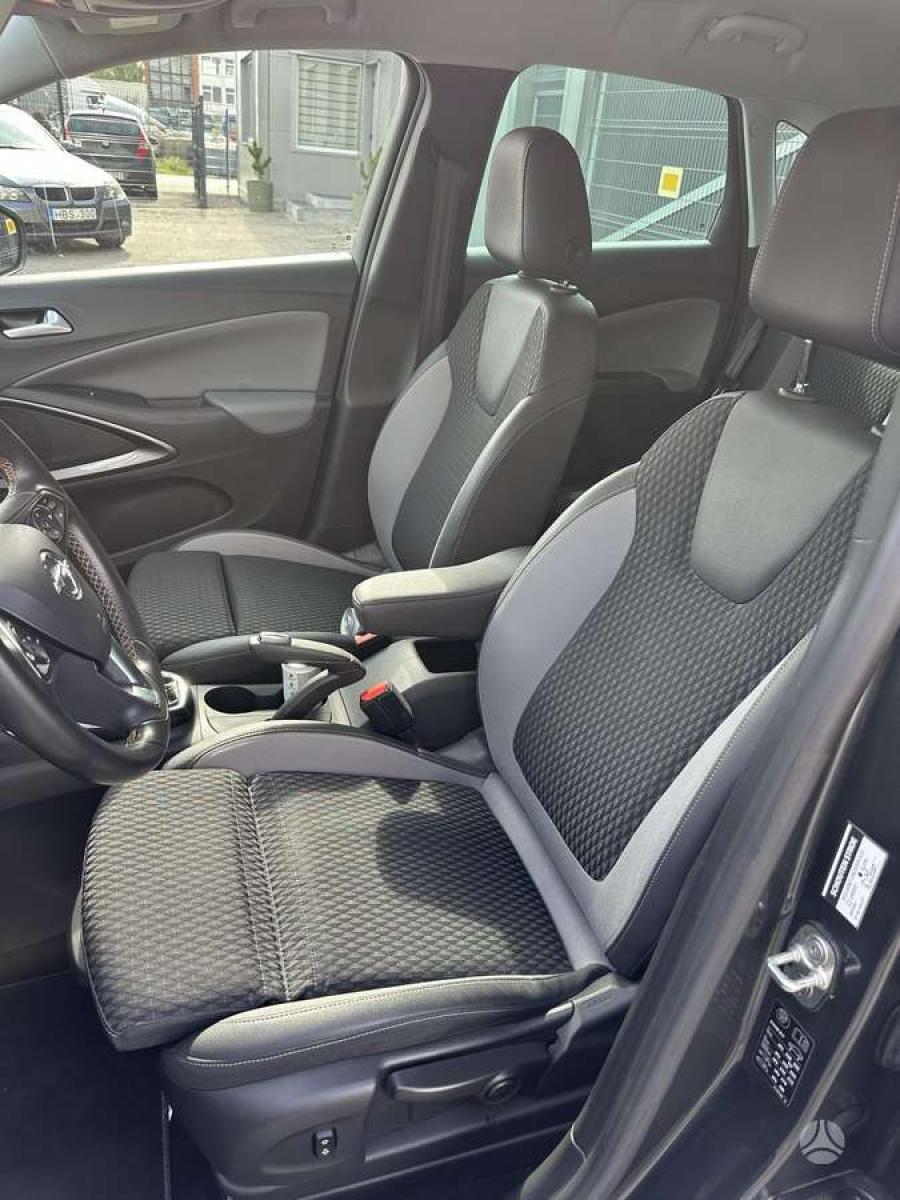 Pelēks Opel Crossland X 2018 Marijampole, ar dzinēja tilpumu 1.20 L un nobraukumu 234 tūkst. km par 7350 €, foto 12 vietnē AUTOMOTO.COM.LV