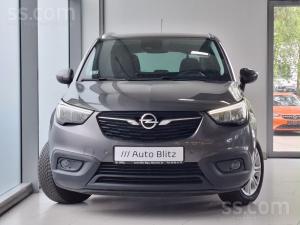 Grey Opel Crossland X 2019 in Riga, with an engine capacity of 1.20 L and mileage of 148 thousand km for 10900 €, photo 4 on AUTOMOTO.COM.LV