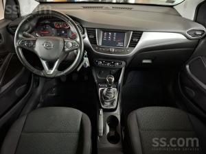 Grey Opel Crossland X 2019 in Riga, with an engine capacity of 1.20 L and mileage of 148 thousand km for 10900 €, photo 7 on AUTOMOTO.COM.LV