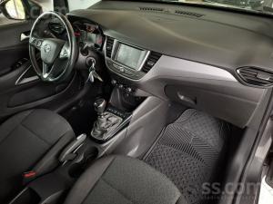 Grey Opel Crossland X 2019 in Riga, with an engine capacity of 1.20 L and mileage of 148 thousand km for 10900 €, photo 8 on AUTOMOTO.COM.LV