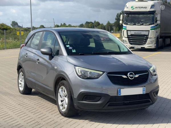 Grey Opel Crossland X 2019 in Taurage, with an engine capacity of 1.20 L and mileage of 119 thousand km for 6200 €, photo 1 on AUTOMOTO.COM.LV