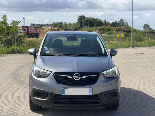 Grey Opel Crossland X 2019 in Taurage, with an engine capacity of 1.20 L and mileage of 119 thousand km for 6200 €, photo 8 on AUTOMOTO.COM.LV