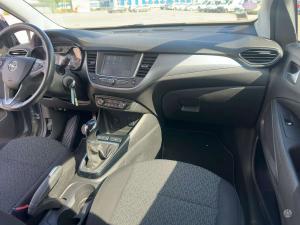Grey Opel Crossland X 2019 in Taurage, with an engine capacity of 1.20 L and mileage of 119 thousand km for 6200 €, photo 11 on AUTOMOTO.COM.LV