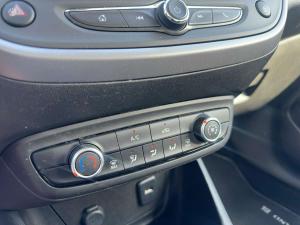 Grey Opel Crossland X 2019 in Taurage, with an engine capacity of 1.20 L and mileage of 119 thousand km for 6200 €, photo 14 on AUTOMOTO.COM.LV