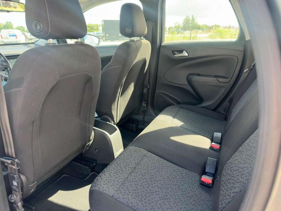 Grey Opel Crossland X 2019 in Taurage, with an engine capacity of 1.20 L and mileage of 119 thousand km for 6200 €, photo 17 on AUTOMOTO.COM.LV