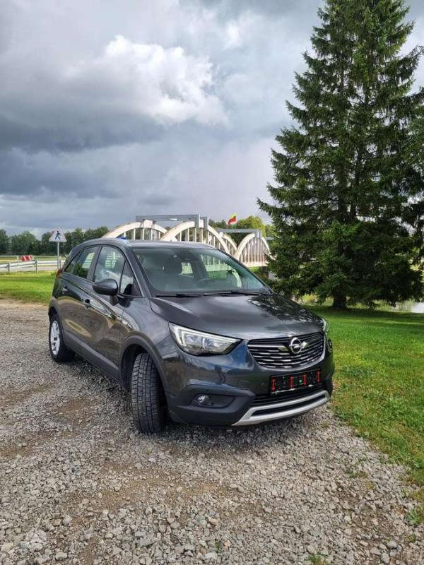 Опель Crossland X 2019 в Пасвалис на AUTOMOTO.COM.LV Серый Опель Crossland X 2019 в Пасвалис, объемом двигателя 1.20 л и пробегом 63 тыс. км за 7700 €, фото 1 на AUTOMOTO.COM.LV