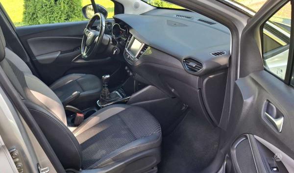 Grey Opel Crossland X 2019 in Taurage, with an engine capacity of 1.50 L and mileage of 229 thousand km for 6300 €, photo 11 on AUTOMOTO.COM.LV