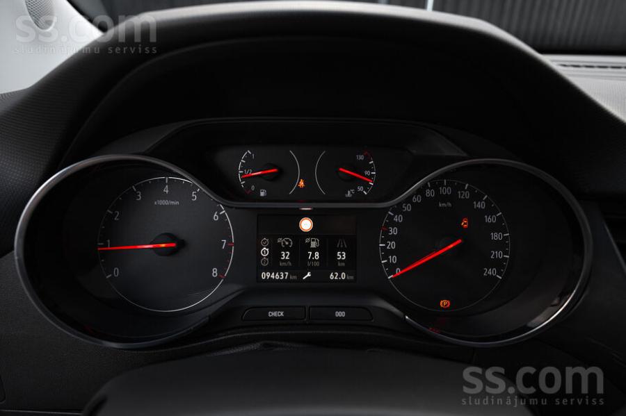 Серый Опель Crossland X 2019 в Елгава, объемом двигателя 1.20 л и пробегом 95 тыс. км за 9900 €, фото 18 на AUTOMOTO.COM.LV