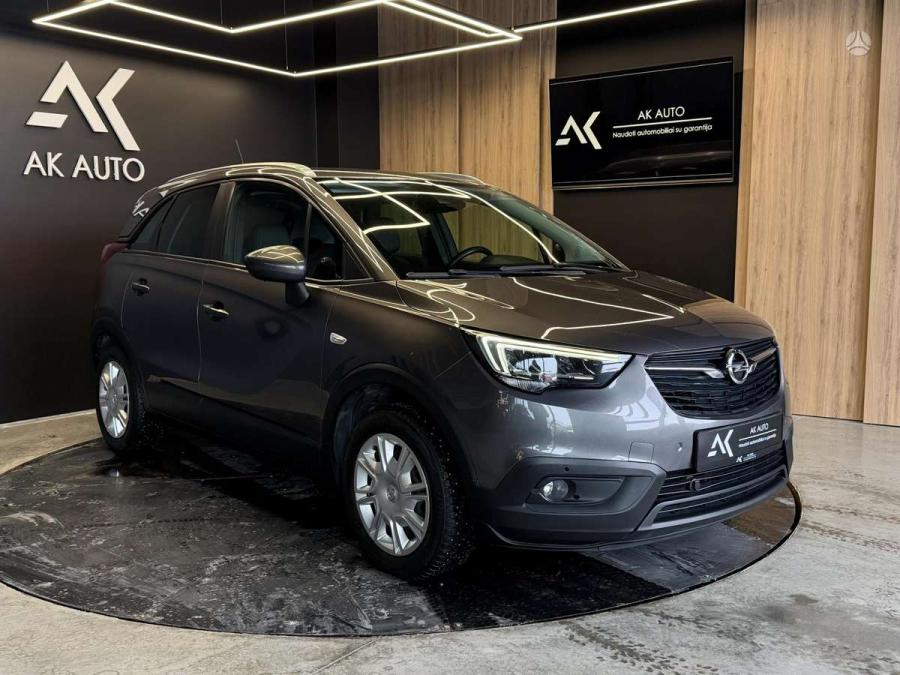 Grey Opel Crossland X 2020 in Kaunas, with an engine capacity of 1.20 L and mileage of 123 thousand km for 10990 €, photo 2 on AUTOMOTO.COM.LV