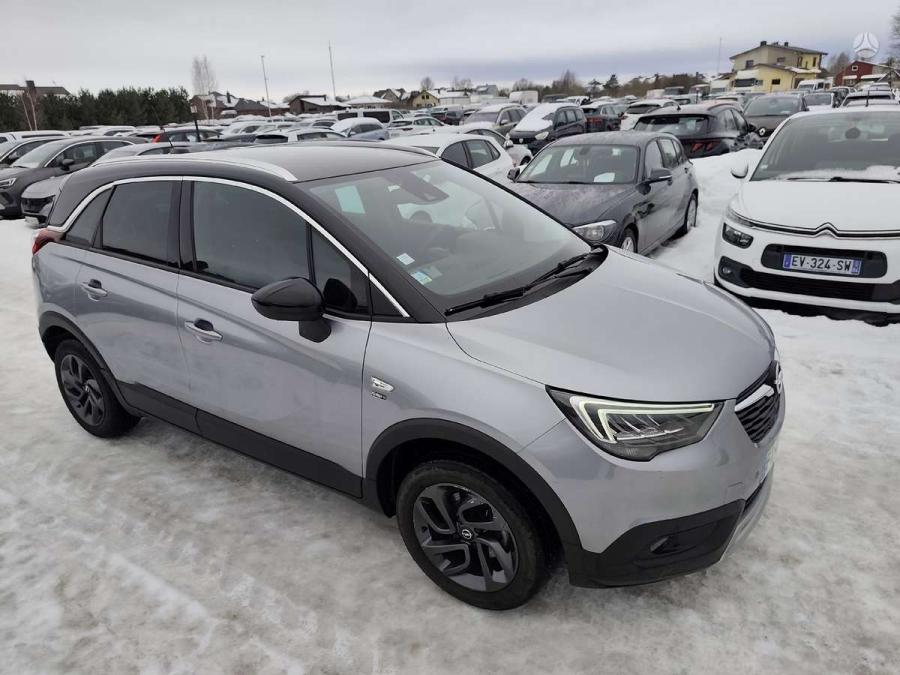 Серый Опель Crossland X 2020 в Таураге, объемом двигателя 1.20 л и пробегом 85 тыс. км за 7623 €, фото 2 на AUTOMOTO.COM.LV