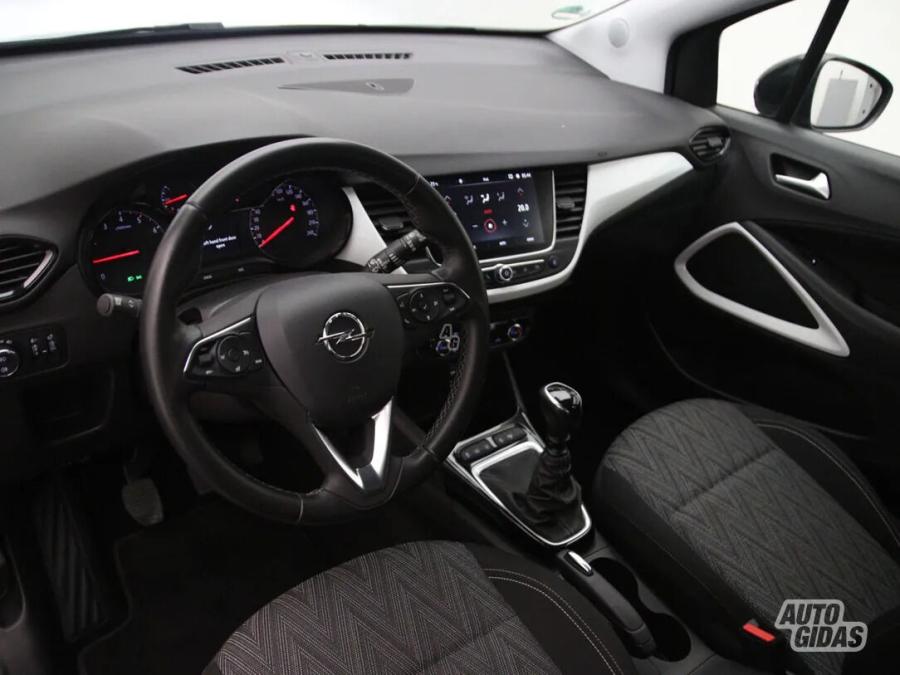 Grey Opel Crossland X 2020 in Vilnius, with an engine capacity of 1.20 L and mileage of 108 thousand km for 11499 €, photo 17 on AUTOMOTO.COM.LV