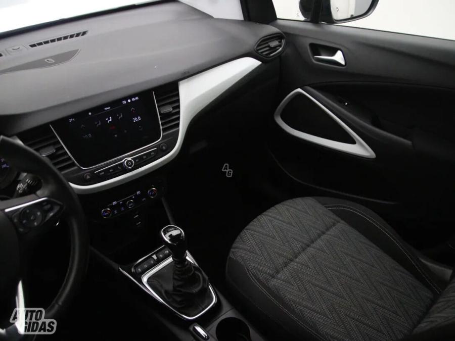 Grey Opel Crossland X 2020 in Vilnius, with an engine capacity of 1.20 L and mileage of 108 thousand km for 11499 €, photo 22 on AUTOMOTO.COM.LV
